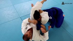 Sankaku : tous les secrets pour faire Sankaku Jime au Judo et au Jujitsu - Dojo en ligne